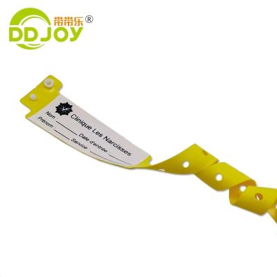 China 100pcs aangepaste schrijfbare ID armbanden voor kinderpark waterdichte patiënt polsband Te koop