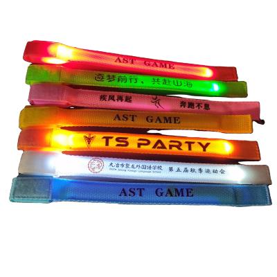 China Custom Silk Screen Offset Printing Nylon LED Wristband for Night Running Glow in Dark Armband for sale