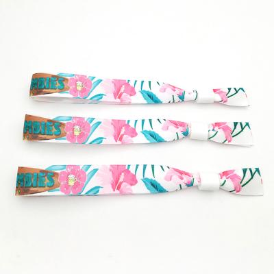 China Custom Event Festival Party RFID polsbanden met polyesterstof en logo printing Te koop