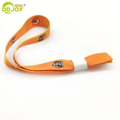 China Logotipo personalizado Poliéster Festival Satin Pulseira de fita tecida para eventos 350 * 15mm à venda