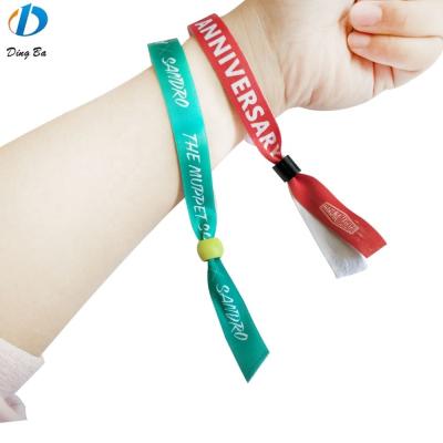 Cina Braccialetti in tessuto per feste perfetti per la promozione in vendita