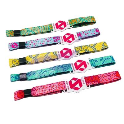 China Event Festival Party RFID polsbandjes in satijnstof met aangepast logo en tekst Te koop