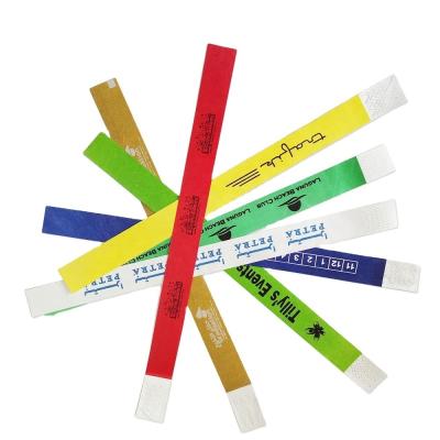 Cina Braccialetti di carta Tyvek da 250*19mm stile CLASSICO per eventi/giochi/festival una volta in vendita