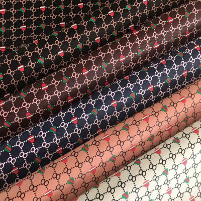 Cina Stampato in forma di cuore numero 8 PVC Borse di pelle finta Borsa Portafogli Cassa telefonica Pacchetto Scatola Tessuto di pelle in vendita