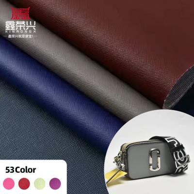 Cina Pelle sintetica PVC Saffiano a motivo incrociato per arredamento, larghezza 54" in vendita