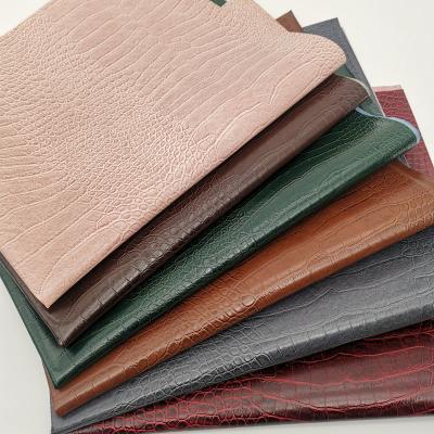 中国 Pvc クロコディールグレーン 人工合成革 財布 ボックス 靴 Ntoebook 偽革布 販売のため