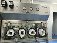 China Laminar Flow Vhp Sterilization Sterility Test Isolator Single Side for sale
