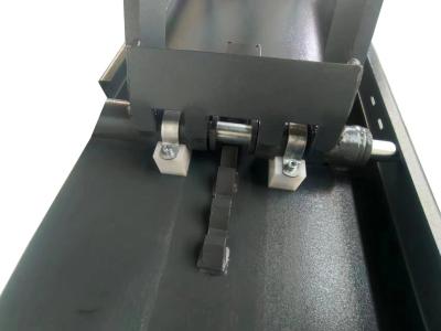 Cina SCISSOR Car Lift per il sollevamento sicuro e facile di veicoli da 3000 kg a 3500 kg nei negozi di automobili in vendita