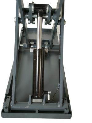 Cina SCISSOR Car Lift per il sollevamento sicuro e facile di veicoli da 3000 kg a 3500 kg nei negozi di automobili in vendita