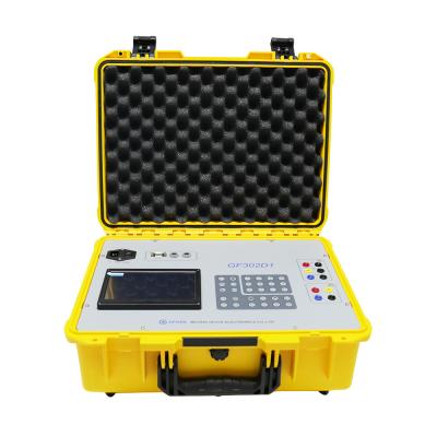 Cina Attrezzatura integrata di calibratura del tester di 40Hz KWH con il touch screen di TFT in vendita
