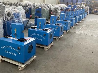 China 128kg Hose / Rubber Cutting Machine With 2850 RPM Cutting Motor for sale