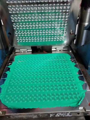 China Green NBR/FKM/FFKM/EDPM/SI Rubber O Rings OEM/ODM Compression Molding with Good Oil Resistance 16-30 N/mm Tear Strength for sale