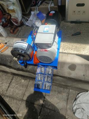 China 2.2 KW 220V Hydraulic Hose Crimping Machine with 1/4 Inch to 1 Inch Crimping Range for 6-25mm Hoses and 1 Year Warranty for sale