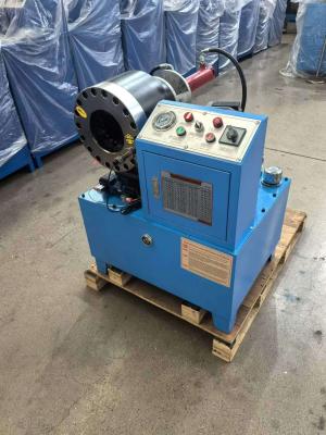 中国 時給200pcsの液圧ホースクリッピングマシン 10ダイを含む効率と600tのクリッピング力 販売のため