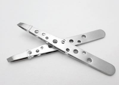 Cina Pinzette del sopracciglio dell'acciaio inossidabile per le tenaglie piane dei capelli di punta dello strumento di trucco di bellezza in vendita