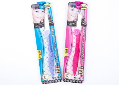 Κίνα Φρύδι που διαμορφώνει το μαχαίρι για το πλαστικό μόνιμο ξυράφι φρυδιών Makeup ομορφιάς προς πώληση