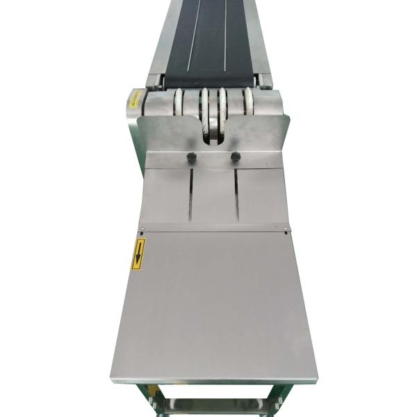 750W 60Hz Automatic Sticker Machine Updraft Label Applicator Machine For Pouches