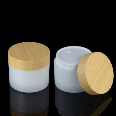 Cina 10g 20g 30g pp scremano il barattolo che imballa i contenitori cosmetici di bambù del coperchio della crema dell'occhio dell'OEM in vendita