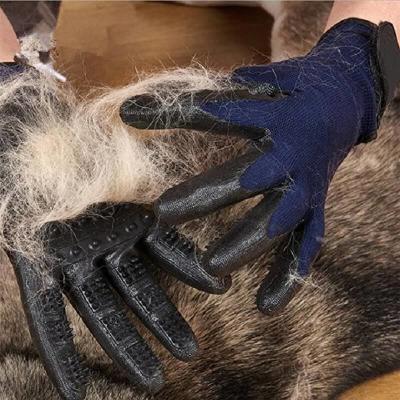 Cina Guanto governare dei peli di cane/pettine di gomma molle del dispositivo di rimozione dei peli animale domestico dei gatti in vendita