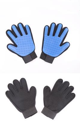 China Relaxing Massage Cat Grooming Glove For Dogs Wool Glove Pet Hair Deshedding Comb for sale