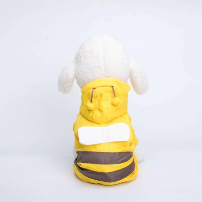 中国 流行の飼い犬はポリエステル物質的で暖かい犬のジャケットに着せます 販売のため