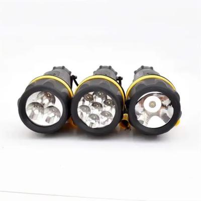 Cina Luce a torcia impermeabile in vendita