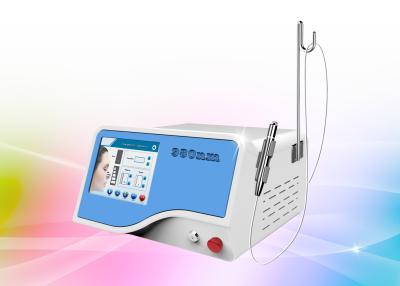 Cina rimozione della vena varicosa del laser a diodi di 11A 10W 980 nanometro, attrezzatura di bellezza del laser in vendita