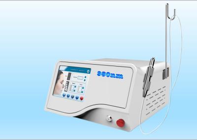 Cina Macchina vascolare portatile di riduzione delle vene varicose del laser a diodi di rimozione 980nm in vendita