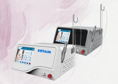 Cina Attrezzatura vascolare di rimozione della macchina/laser di rimozione del laser del sistema portatile 980nm delle vene varicose in vendita