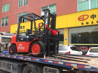 Cina Un carrello elevatore a forcale manuale di 3 fasi, asse motore resistente del carrello elevatore di 4 ruote in vendita