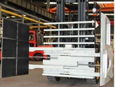 Cina Il cartone efficiente preme i collegamenti del carrello elevatore, collegamenti del camion di forcella della classe 3 in vendita