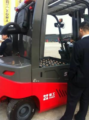 Cina carrello elevatore di combustione interna di 3t 4.2t con la pompa idraulica diesel di Mitsubishi in vendita