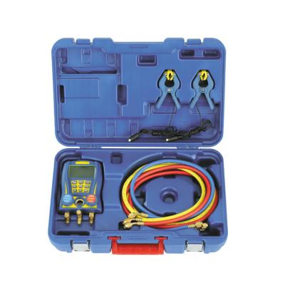 Cina different gas pressure digital manifold gauge  for commercial and household car in vendita