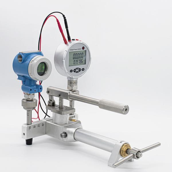 Hoogprecisie draagbare multifunctiekalibrator 70Mpa Digitaal drukpompkalibrator
