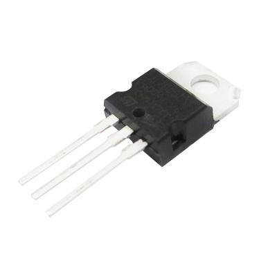Cina Regolatori di tensione positivi di L7805CV TO-220 L7805 7805 1.5A 5V in vendita
