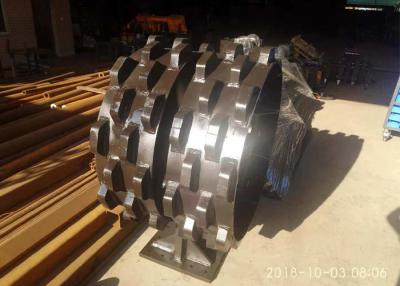 China Berufsbagger-Verdichtungs-Rad-lange Lebensdauer mit 2 Schicht-Griff-Blöcken zu verkaufen
