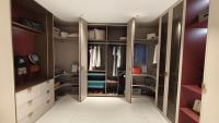 China Flexible Interior Layout Stainless Steel Wardrobe Moisture Proof Insect Proof for sale