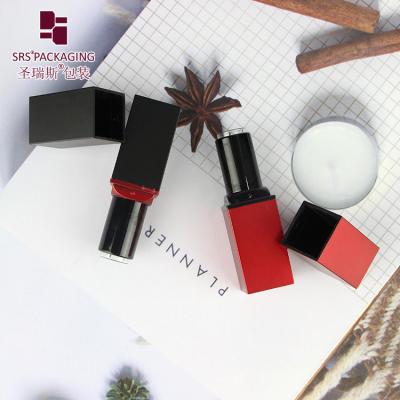 Cina forma quadrata 3.5g cosmetici eleganti al dettaglio rossetto tubo di imballaggio in vendita