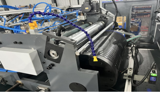 Film cutting system with hob double shearing method