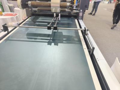 China JIGUO TC-1250Q Vollservo-Intelligente Eckenschneide- und Linienpress-Fenstermaschine, Folienblattdicke (mm): 0,03-0,3 mm, V-Schnitt Max. Arbeitsgeschwindigkeit: 15000+ Stk./h (Eckenschneide- und Rillarbeiten) zu verkaufen