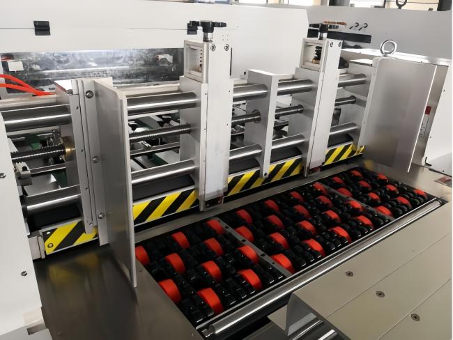 Paper feeding unit of MYP-1680Q die cutting machine