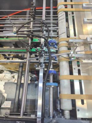 China SINO JIGUO TC-1100Q Automatische Fensterpflastmaschine mit Eckschneidemaschine V Schneidgeschwindigkeit 15000s/h, Flat Max Arbeitsgeschwindigkeit 30000s/h zu verkaufen