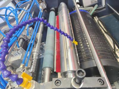 중국 SIINO JIGUO TC-760Q 자동 서보 창문 패치 기계 (코너 커팅 및 크리징 기능 포함), 최대 시트 크기(mm): 760*850, 필름 시트 두께(mm): 0.03-0.3 판매용