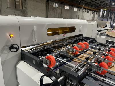 China JIGUO ZWC-1700-1 Paper Sheeter Cutter Machine，Reference weight of cutting paper：50-500g/m2，Maximum cutting meter speed：300m/min for sale