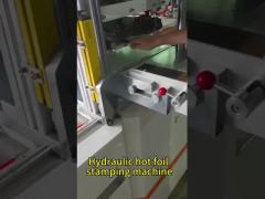 Professionele automatische warmfolie stampmachine voor nauwkeurig stempelen