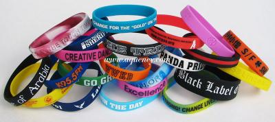 China Custom World Cup soccer fans silicone wristband / bracelet strap Brazil fans / Brazilian flag bracelet for sale