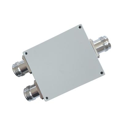 China 200W 550-2700MHz 4.3-10 de Vrouwelijke Verdeler van de 2 Maniermacht Te koop