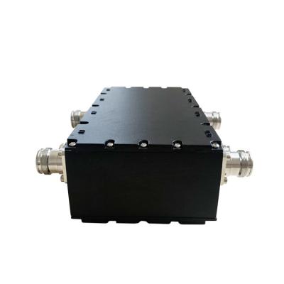 Cina Mini BACCANO 4 femminili in 4 verso l'esterno 698-3800MHz una combinatrice da 50 ohm in vendita