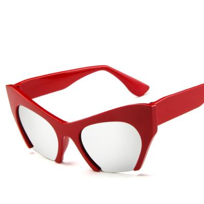 Cina Occhiali da sole d'avanguardia BSCI di vendita di Cat Eye Women Plastic Hot della mezza struttura di modo in vendita
