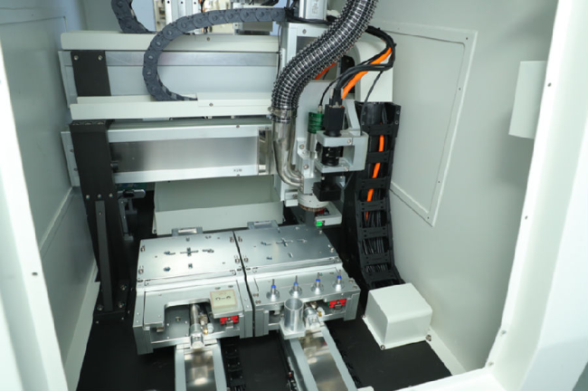 Compact on-line board splitter 4